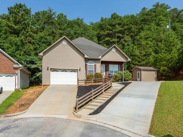 40 Hickory Hills Cir, Oxford, AL 36203