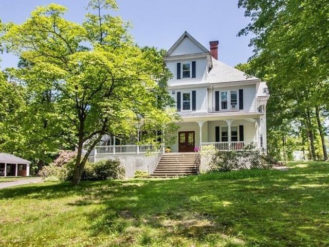 40 High St, Acton, MA 01720