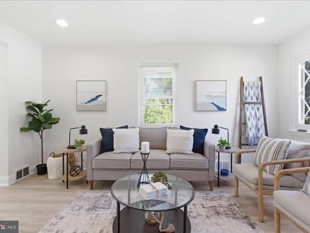40 Hillvale Rd, Baltimore, MD 21229 | Compass