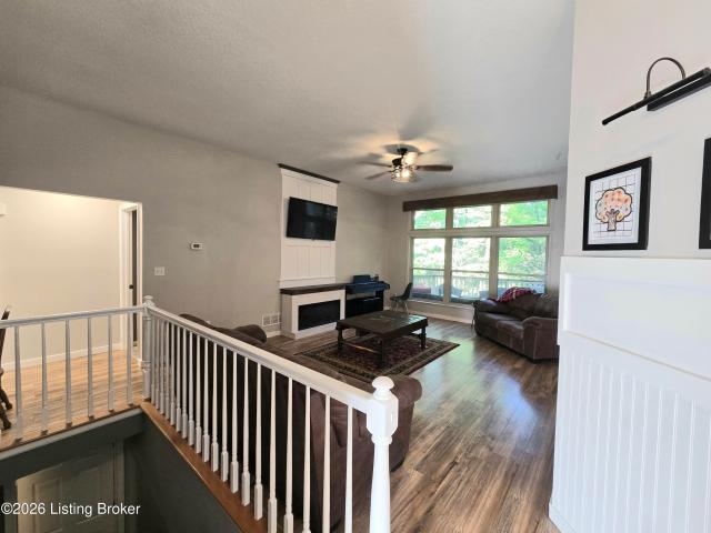 40 Ivy Ct