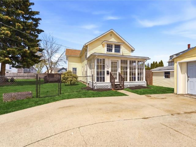 40 Jackson Ave, East Providence, RI 02915 | MLS #1411