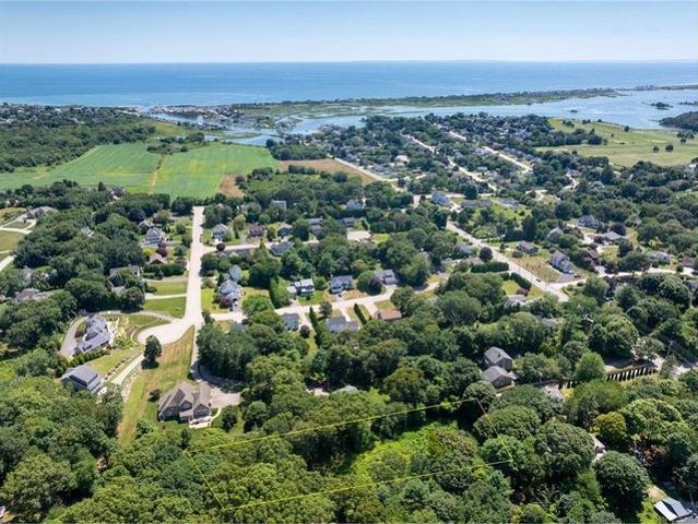 40 Langworthy Rd, Westerly, RI 02891