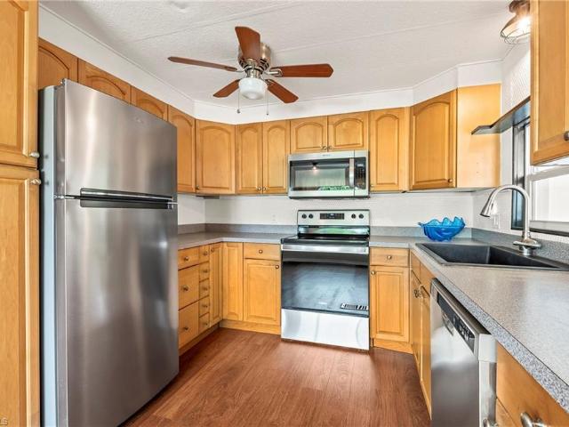40 Le Mans Dr, Naples, FL 34112 | MLS #226011 | Compass