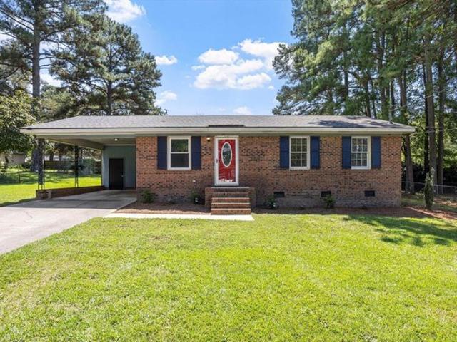 40 Lester St, Angier, NC 27501