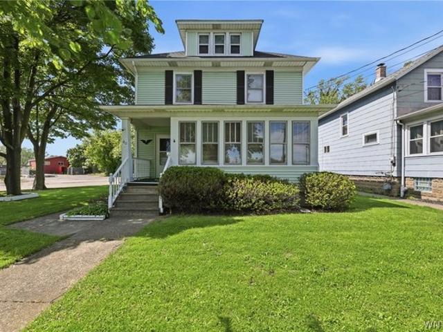 40 Litchfield Ave, Depew, NY 14043