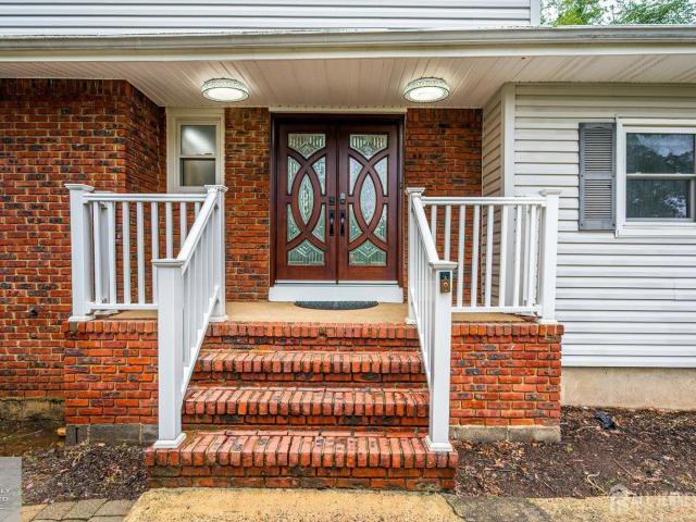 40 Longview Drive