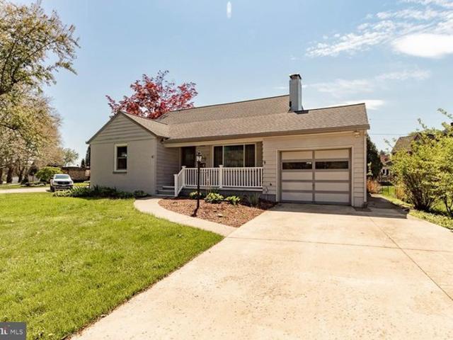 40 Mansion Blvd, Altoona, PA 16602