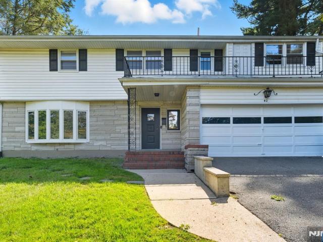 40 Magnolia Ave, Tenafly, NJ 07670 | MLS #26004 | Compass