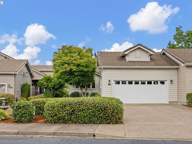 40 Magnolia Dr, Creswell, OR 97426