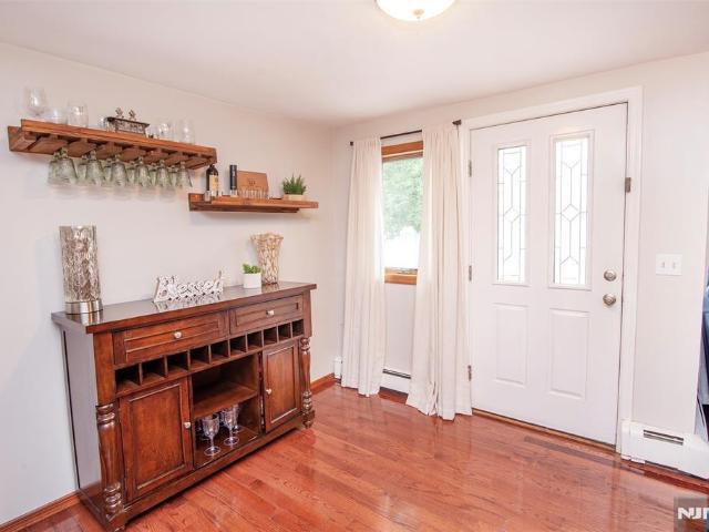 40 Maple Lane