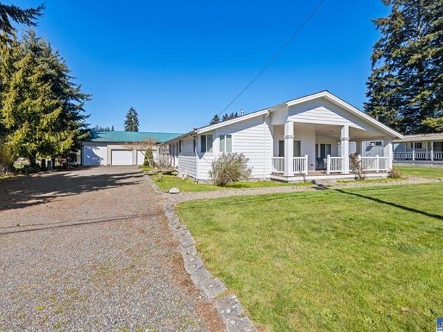 40 Marsden Rd, Port Angeles, WA 98362