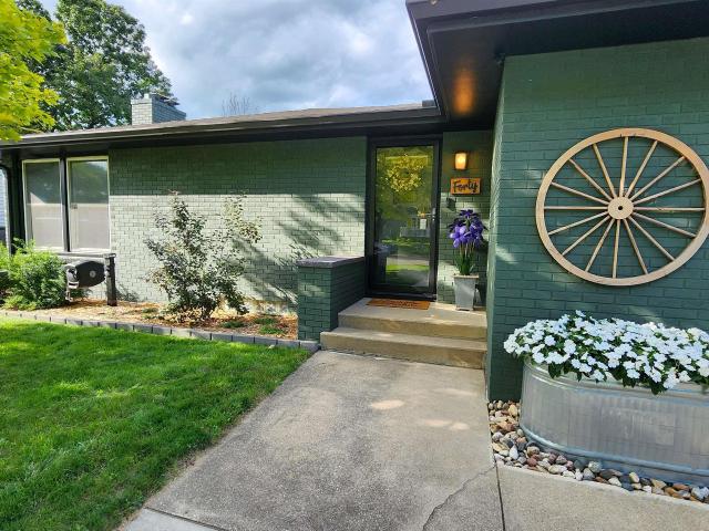 40 Mission Drive