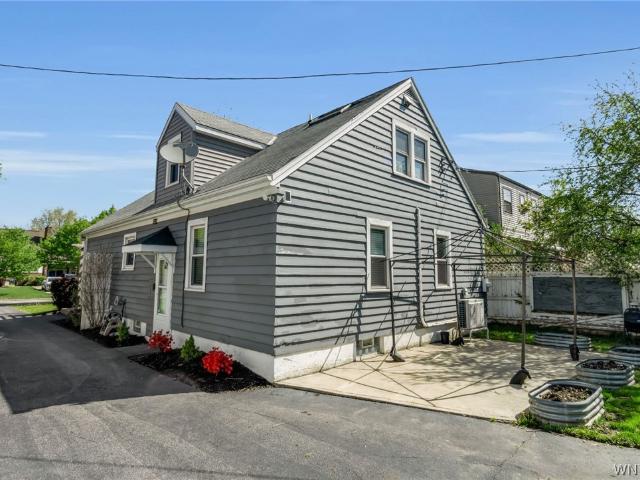 40 Mona Drive