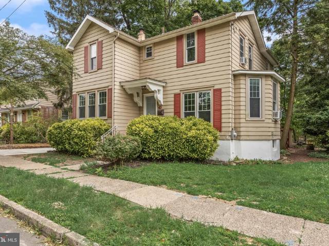 40 Myrtle Avenue