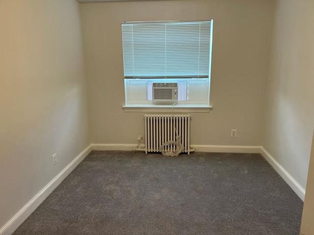40 N. Summit Avenue 2 Bedroom Apartment for Rent at 40 N Summit Ave, Gaithersburg, MD 20877