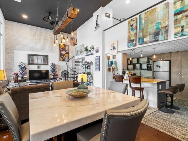 40 n tower road # 1e
