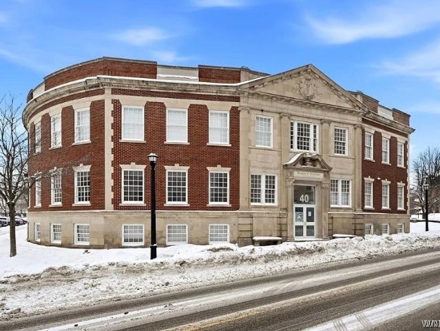 40 North Street # 204