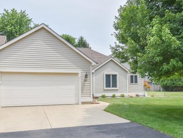 40 Oakdale Ln, Coldwater, MI 49036