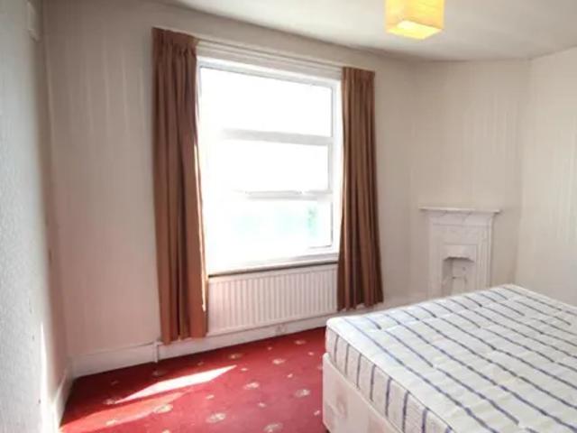 40 Old Oak Road, London, W3 7HN, United Kingdom | Room for rent #122910858 | Rentberry