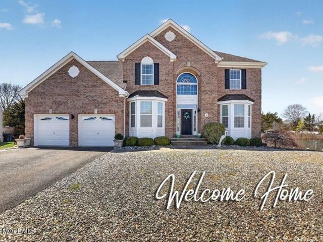40 Overlook Dr, Little Egg Harbor Township, NJ 08087