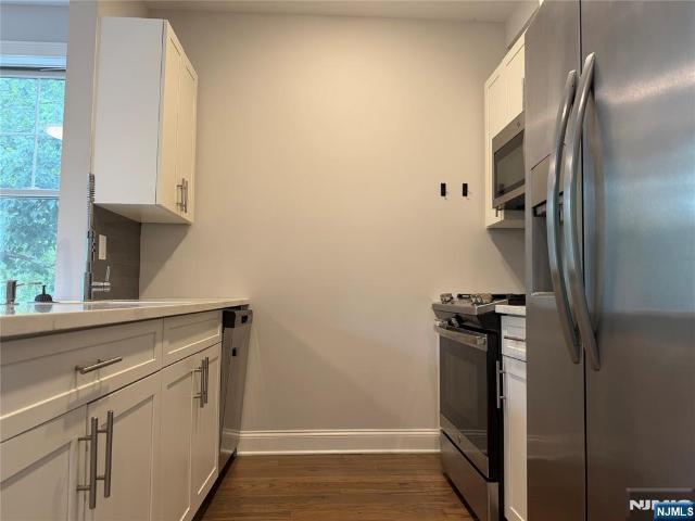 40 Park Avenue # 208