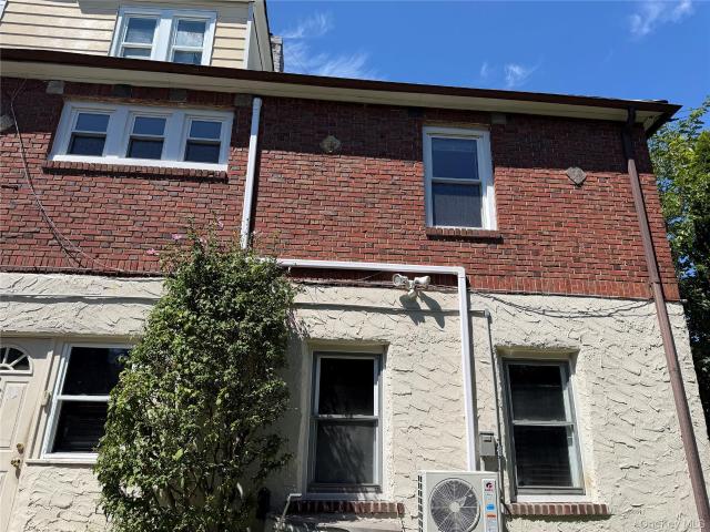 40 Paula Avenue