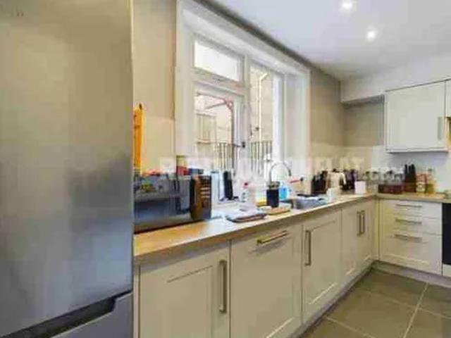 40 Pembridge Road, London, W11 3HN, United Kingdom | 3 bed apartment for rent #154582773 | Rentberry