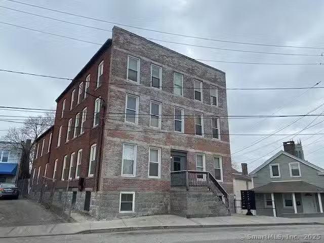 40 Pearl Street, 4, New London, CT 06320