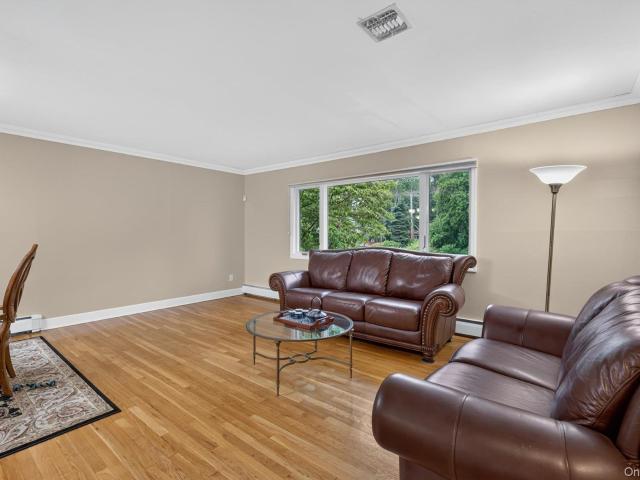 40 Pittoni Drive