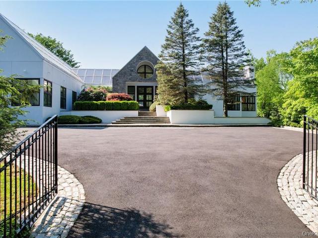 40 Polly Park Road