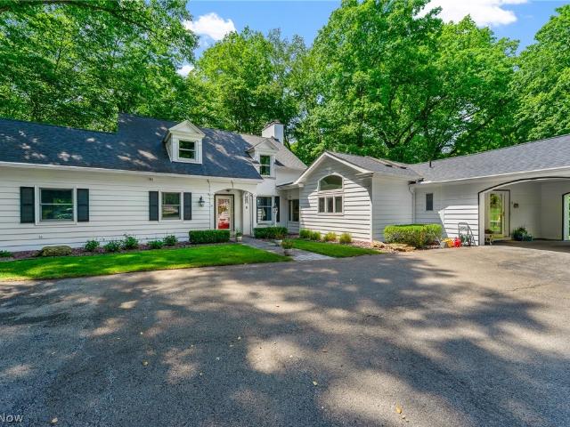 40 Redfern Drive