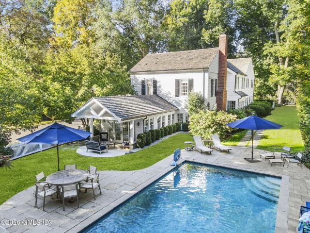 40 Ridgeview Ave, Greenwich, CT 06830 | MLS #124759 | Compass