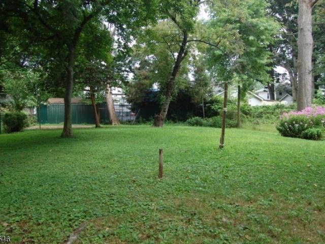 40 Ridgewood Ave