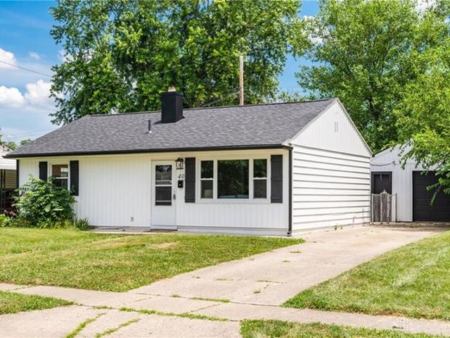 40 Rockland Dr, Fairborn, OH 45324