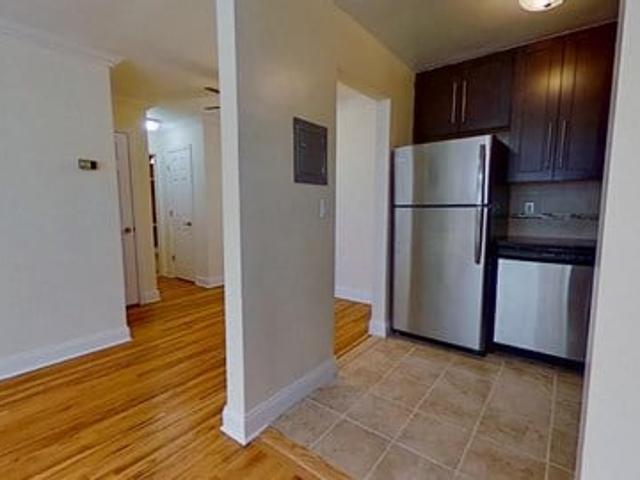 40 Roseland Avenue Two Bedroom Small