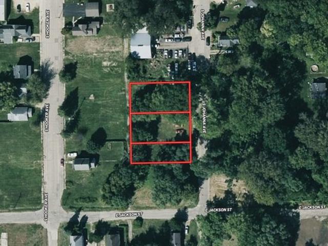 40 S Johanna Ave, Freeport, IL 61032