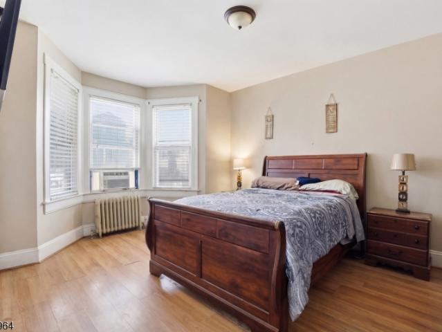 40 Schley St, Newark, NJ 07112 | MLS #4017 | Compass