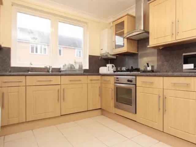 40 Salmen Road, London, E13 0DL, United Kingdom | Room for rent #154573400 | Rentberry