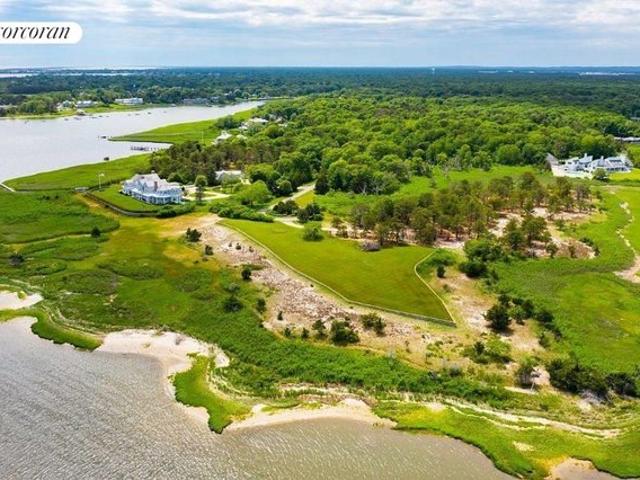 40 Second Neck Ln, Quogue, NY 11959
