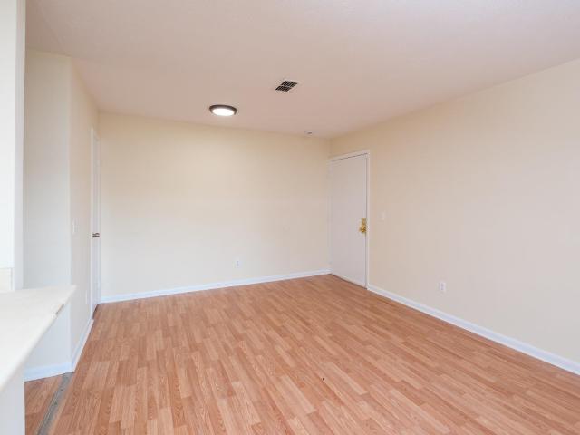 40 South Ave, Unit B, Harrisonburg, VA 22801 | MLS #675814 | Compass