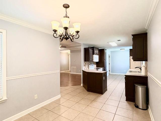 40 Southwind Boulevard