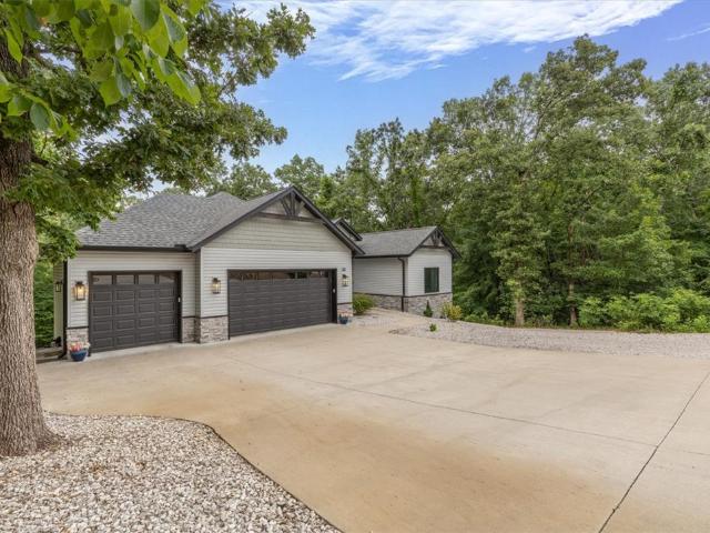 40 Stonehaven Drive