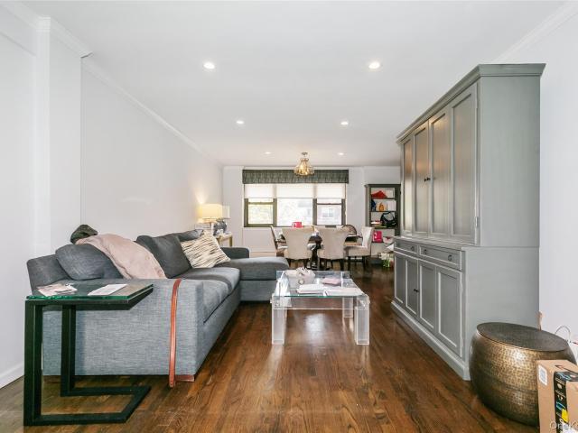 40 Stoner Ave, Unit 2F, Great Neck Plaza, NY 11021 | MLS #858068