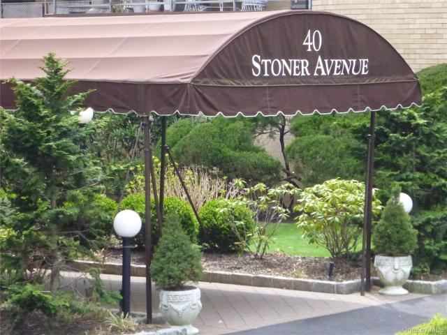 40 Stoner Avenue 2F