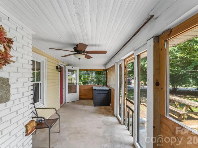 40 Sycamore Circle