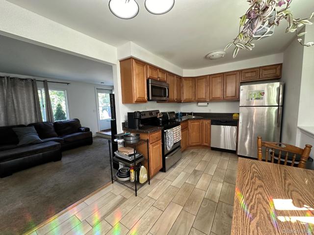 40A Melrose Avenue