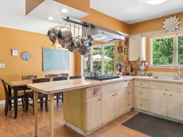 40w109 Wildwood Drive