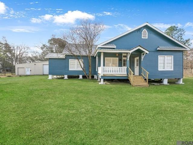 41043 Courtney Rd, Gonzales, LA 70737