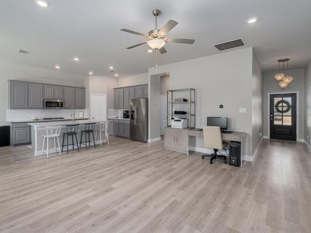 4104 Mockingbird Lane