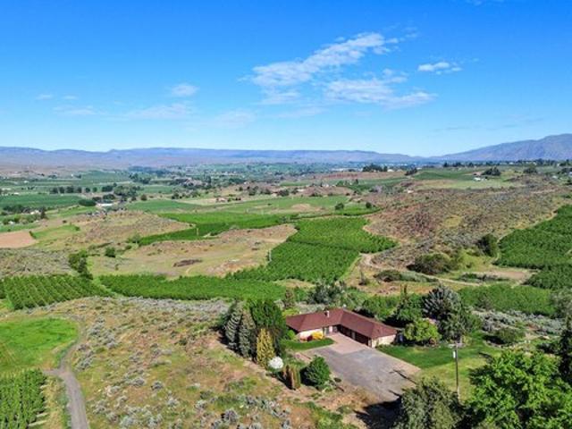 4104 Naches Heights Rd, Yakima, WA 98908